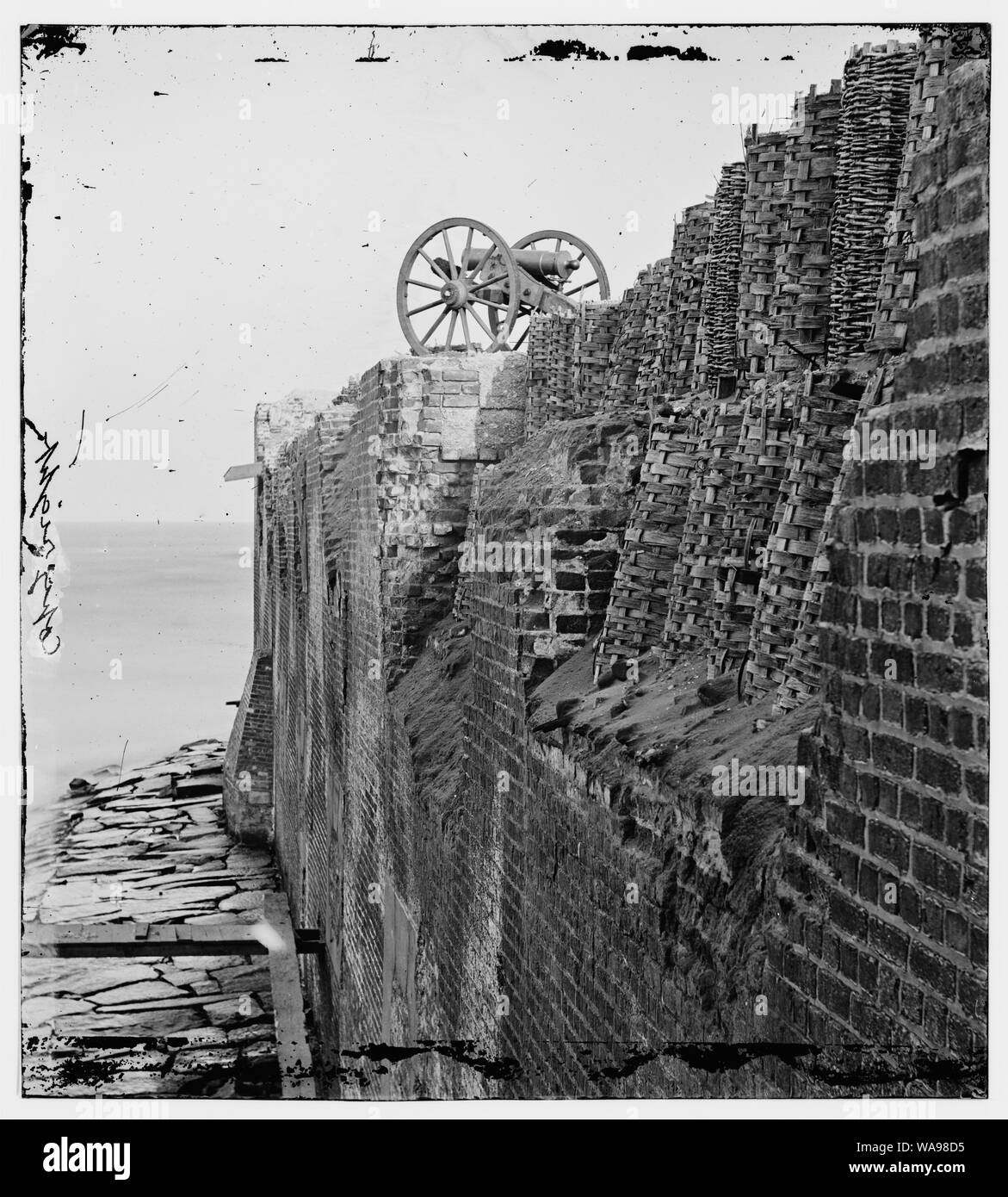 Fort sumter civil war photographs Black and White Stock Photos & Images ...