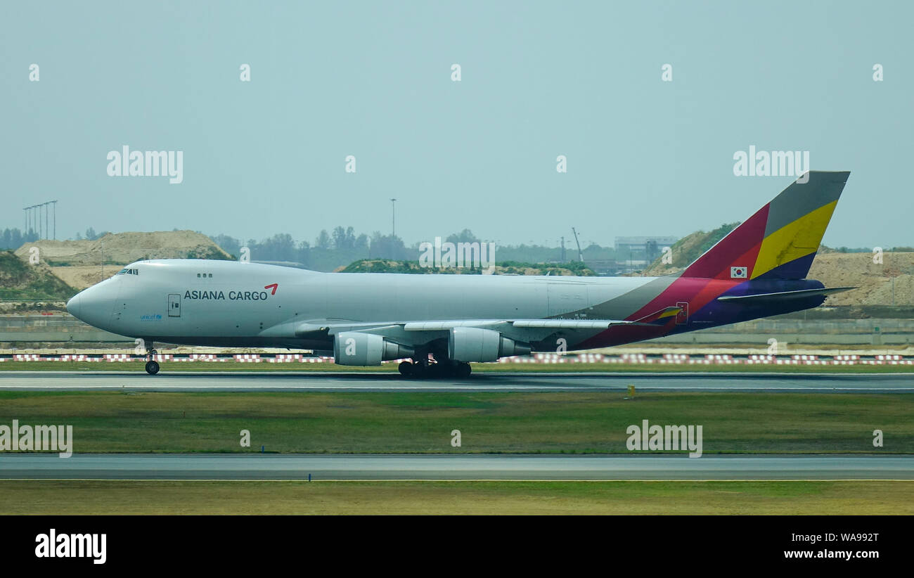 Singapore - Mar 28, 2019. HL7436 Asiana Airlines Boeing 747-400F ...
