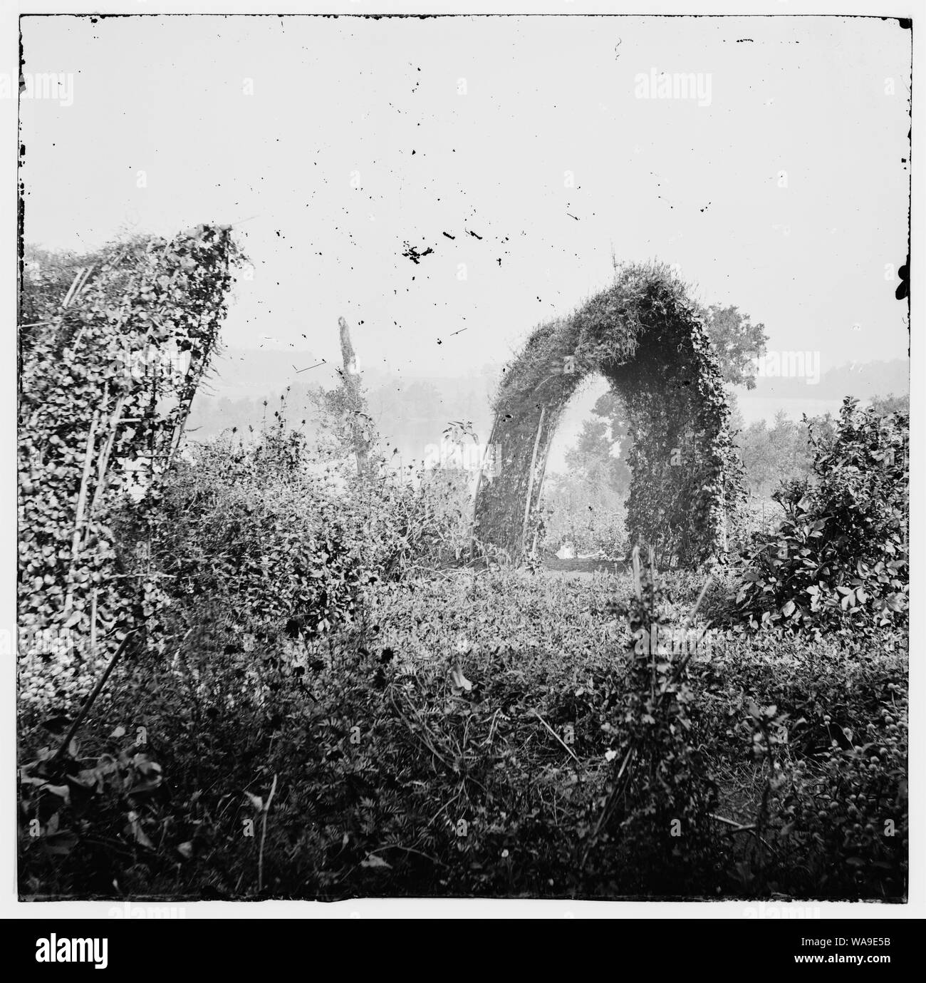 Monument vicinity Black and White Stock Photos & Images - Alamy