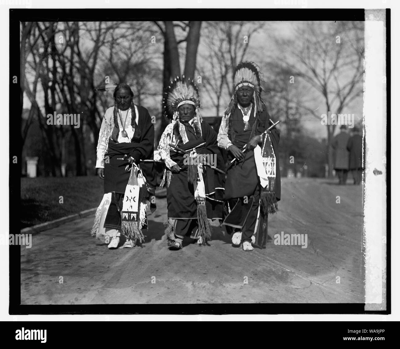 Cheyenne indian dress hi-res stock photography and images - Alamy