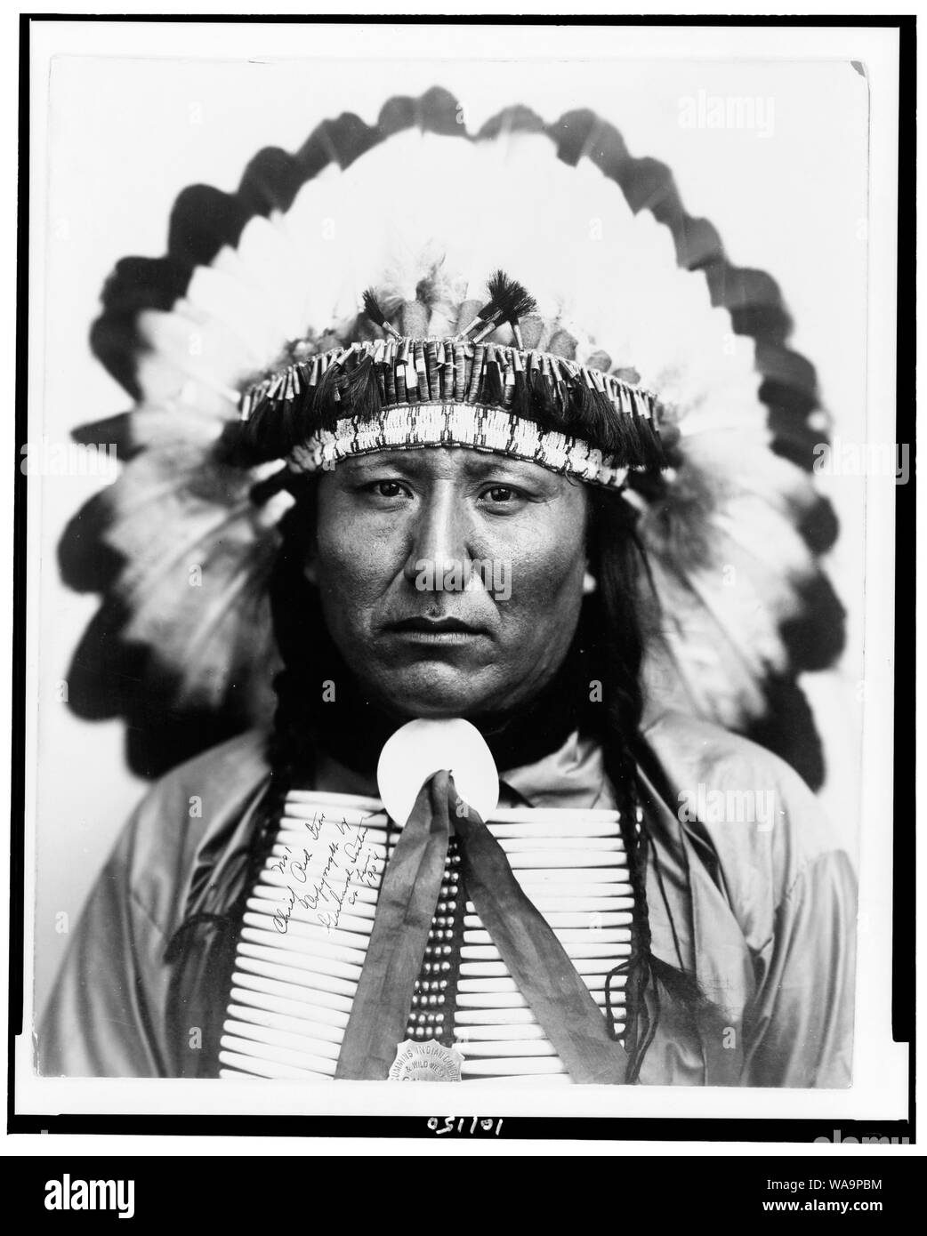 Chief red star hi-res stock photography and images - Alamy