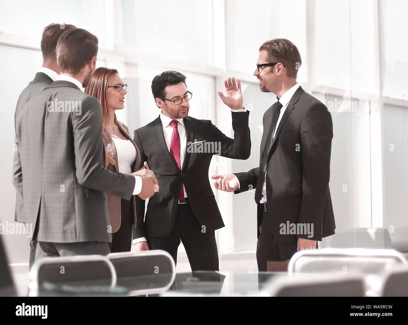 Meeting employers talking hi-res stock photography and images - Alamy