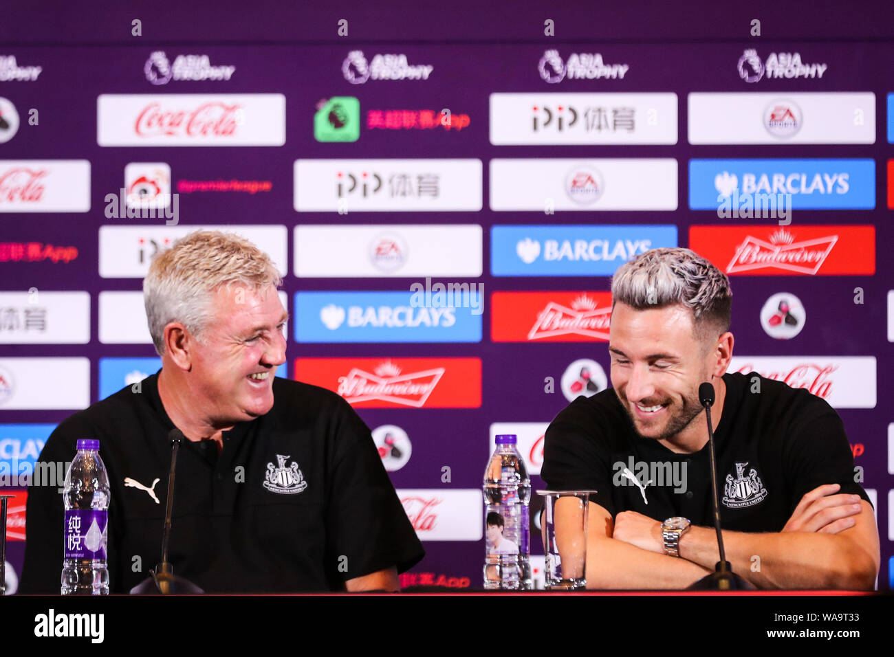 Steve bruce left hi-res stock photography and images - Alamy