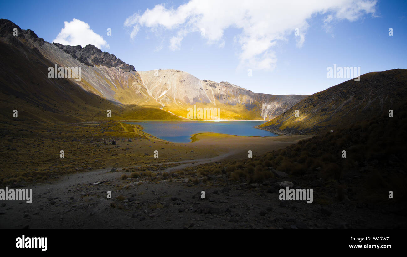 Yellow Lago del Sol, Nevado de Toluca, Mexico Stock Photo - Alamy