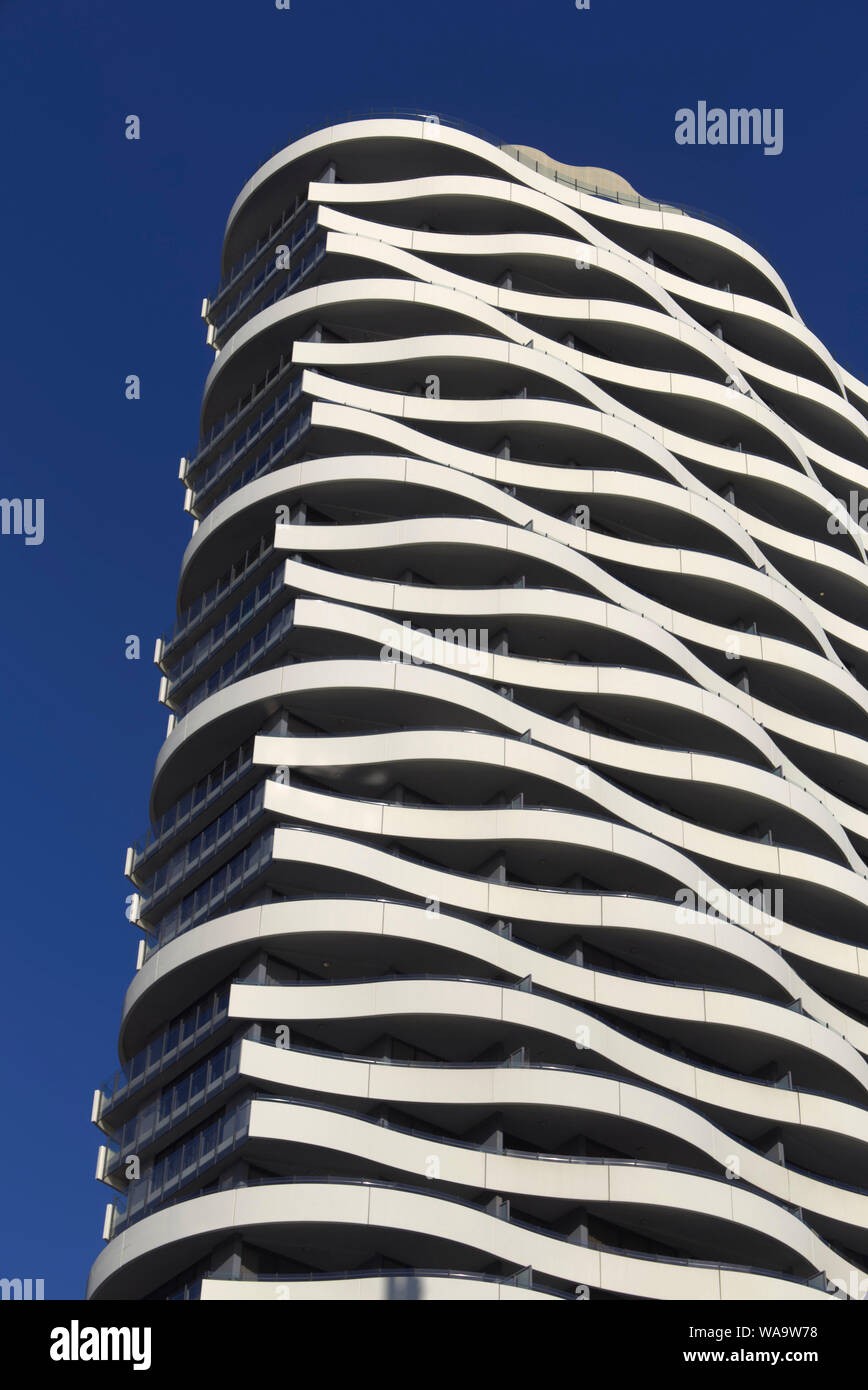 Waves Resort building in Broadbeach Queensland Australia Stock Photo ...