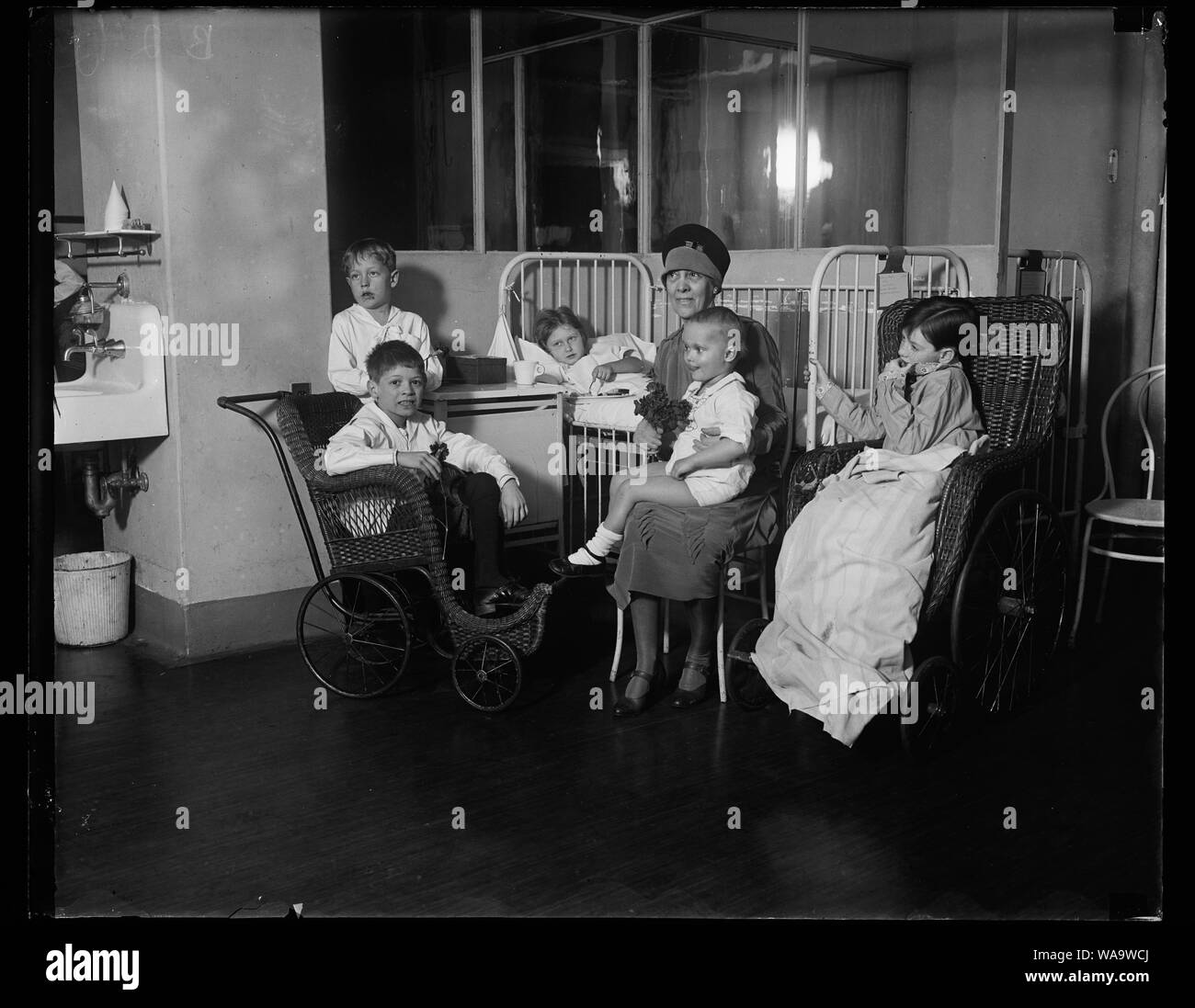 Children ward in hospital Black and White Stock Photos & Images - Alamy