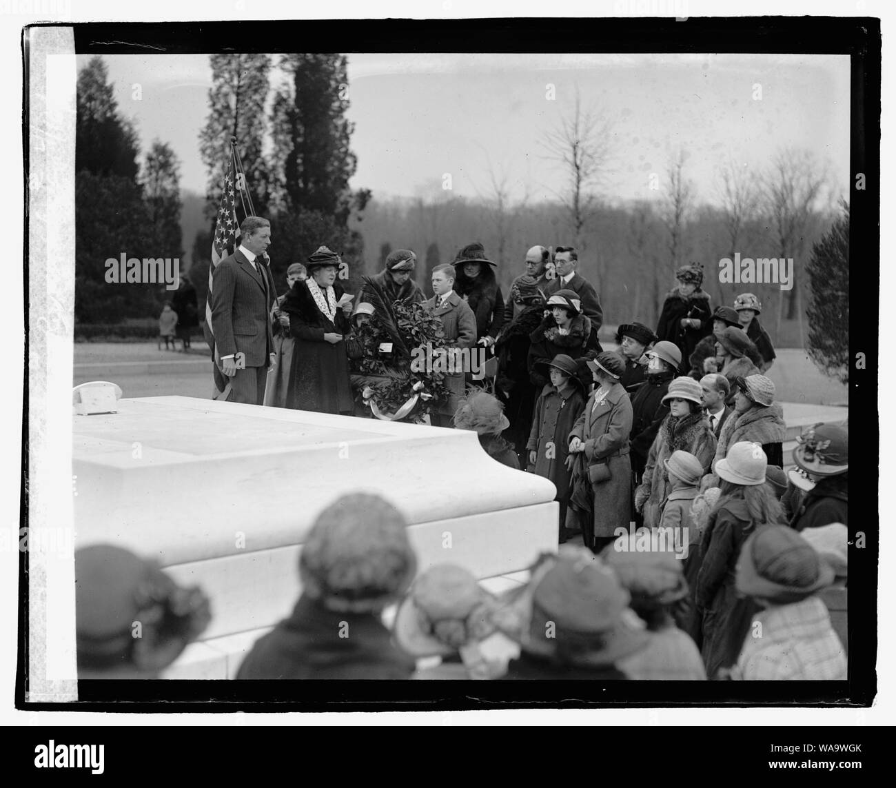 Patriotic children Black and White Stock Photos & Images - Alamy