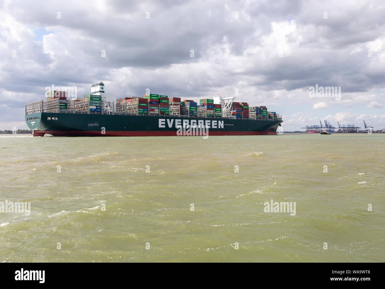 Evergreen Container Ship High Resolution Stock Photography and Images ...