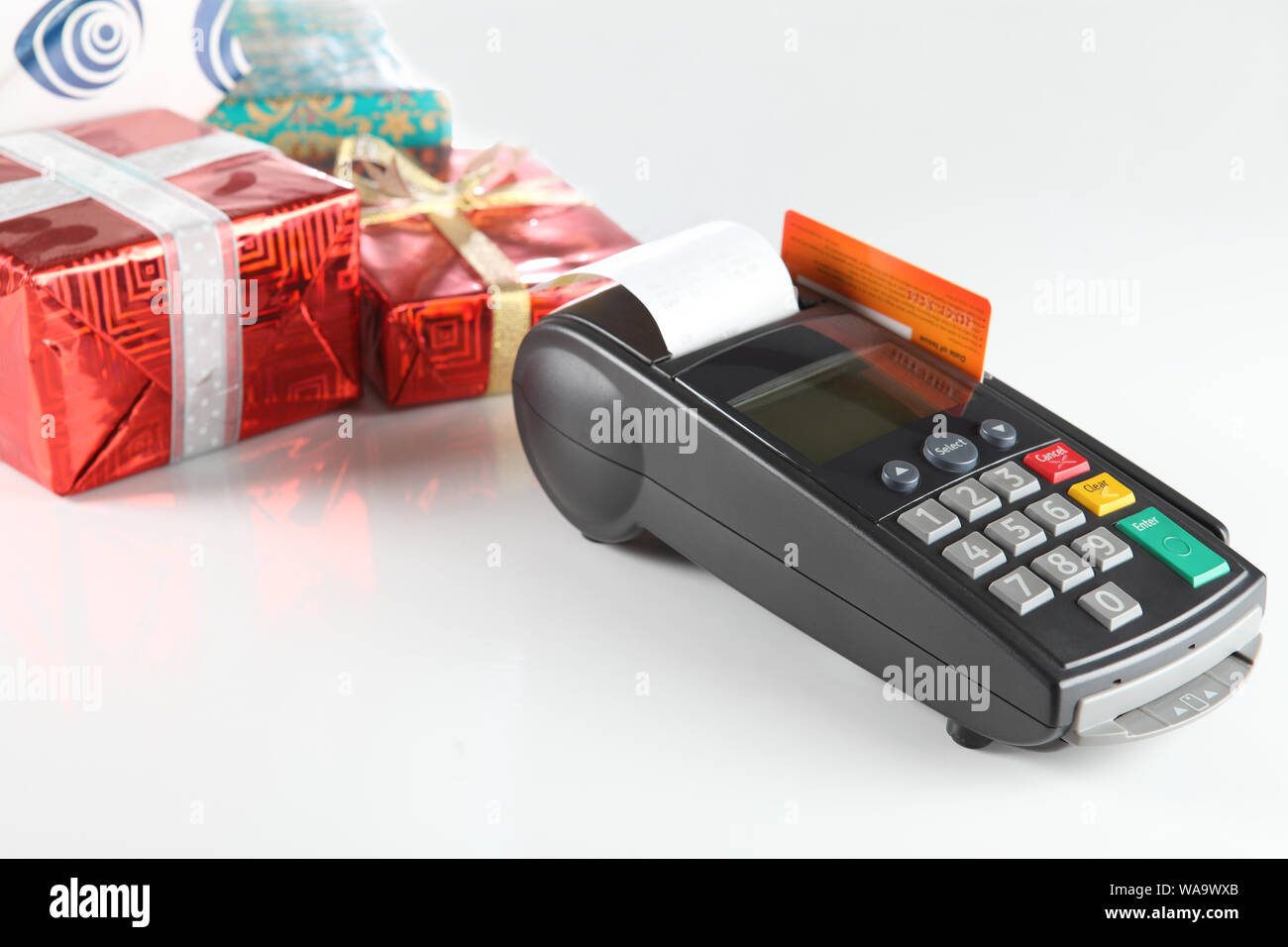 Card reader machine hi-res stock photography and images - Alamy