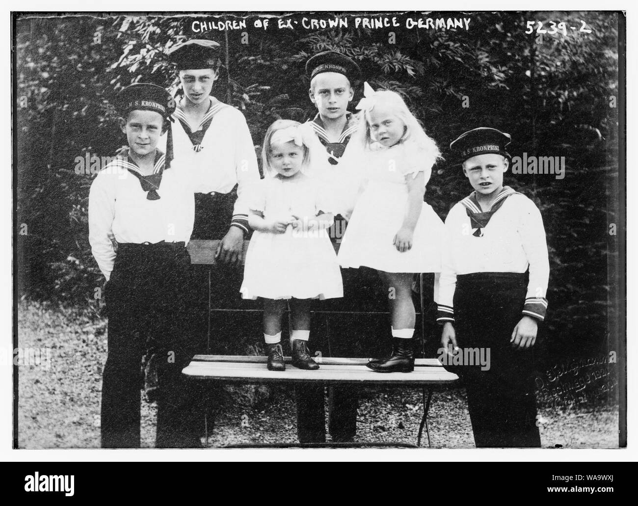 Imperial children hi-res stock photography and images - Alamy