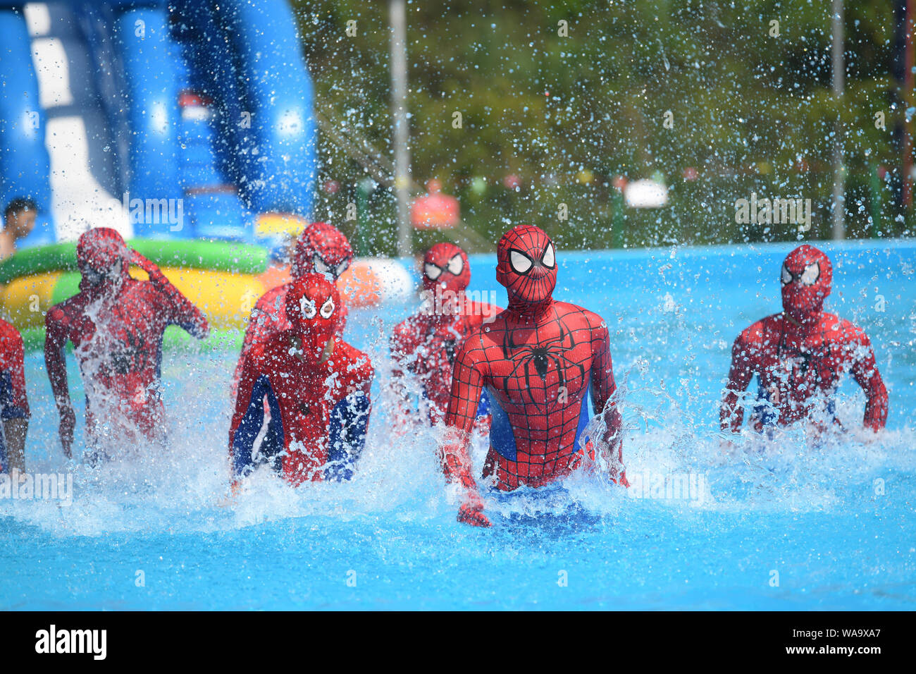 Spider man hi-res stock photography and images - Alamy