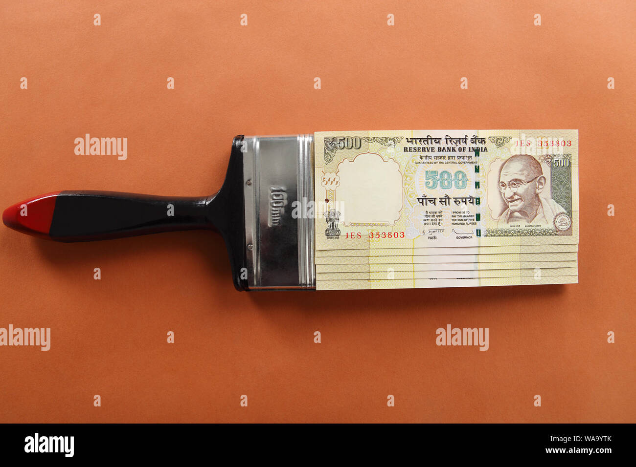 Five hundred rupee notes representing paintbrush Stock Photo - Alamy