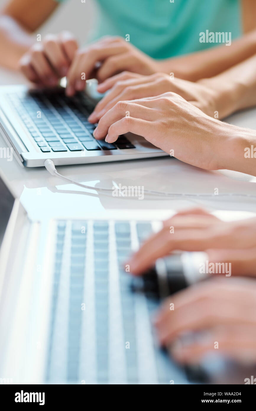 Typing keypad hi-res stock photography and images - Alamy