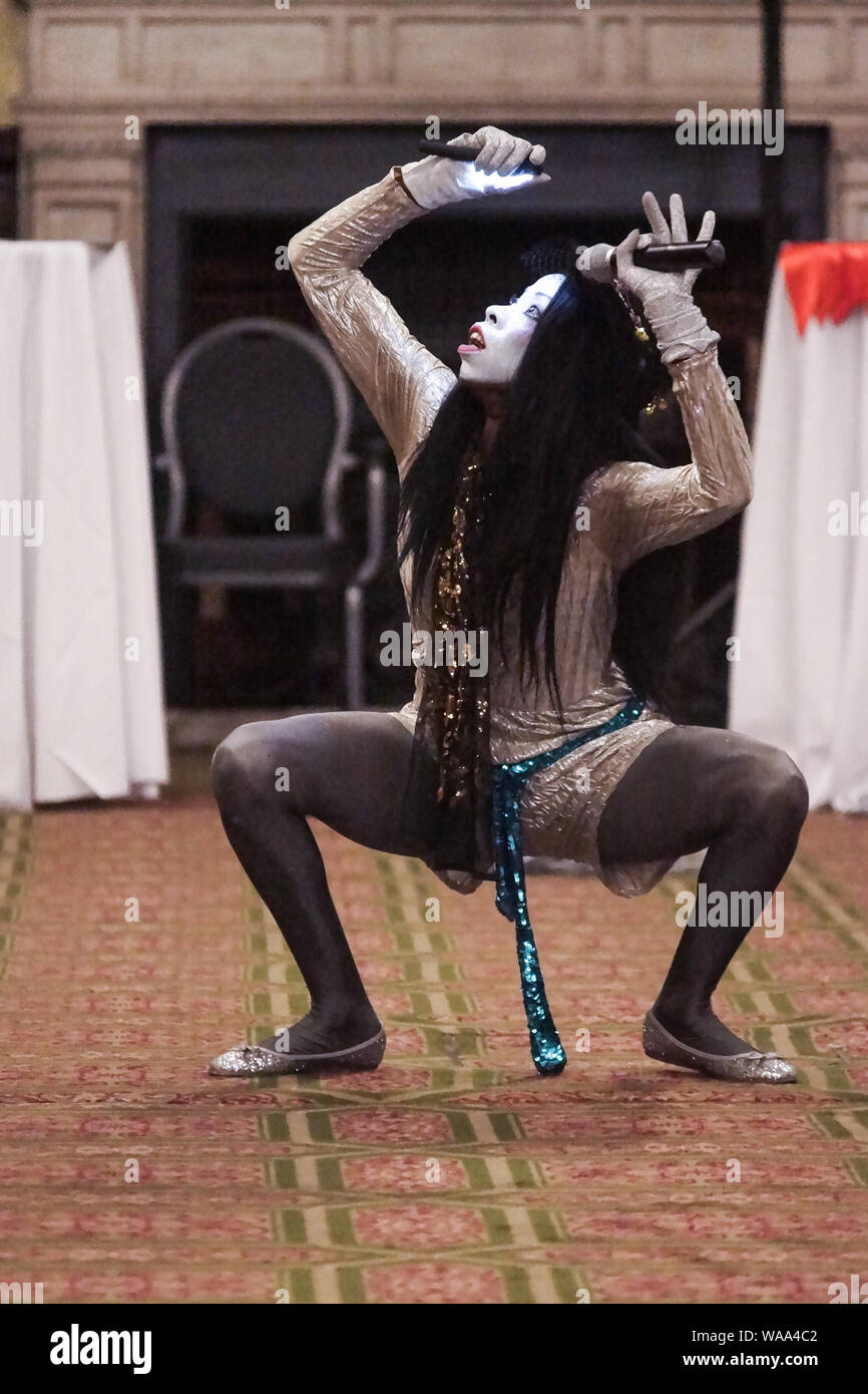 Jah geisha davis hi-res stock photography and images - Alamy