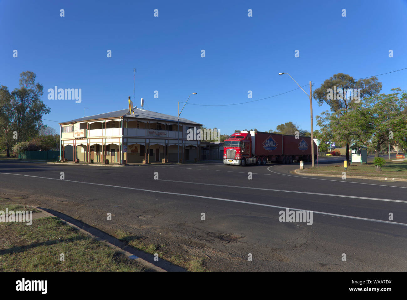 Wobbly boot hi-res stock photography and images - Alamy
