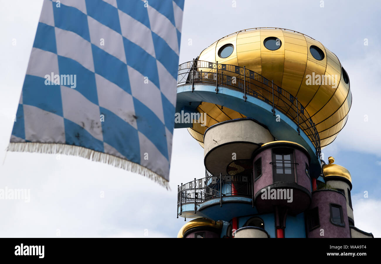 Abensberg, Germany. 19th Aug, 2019. Next to the 35 meter high ...