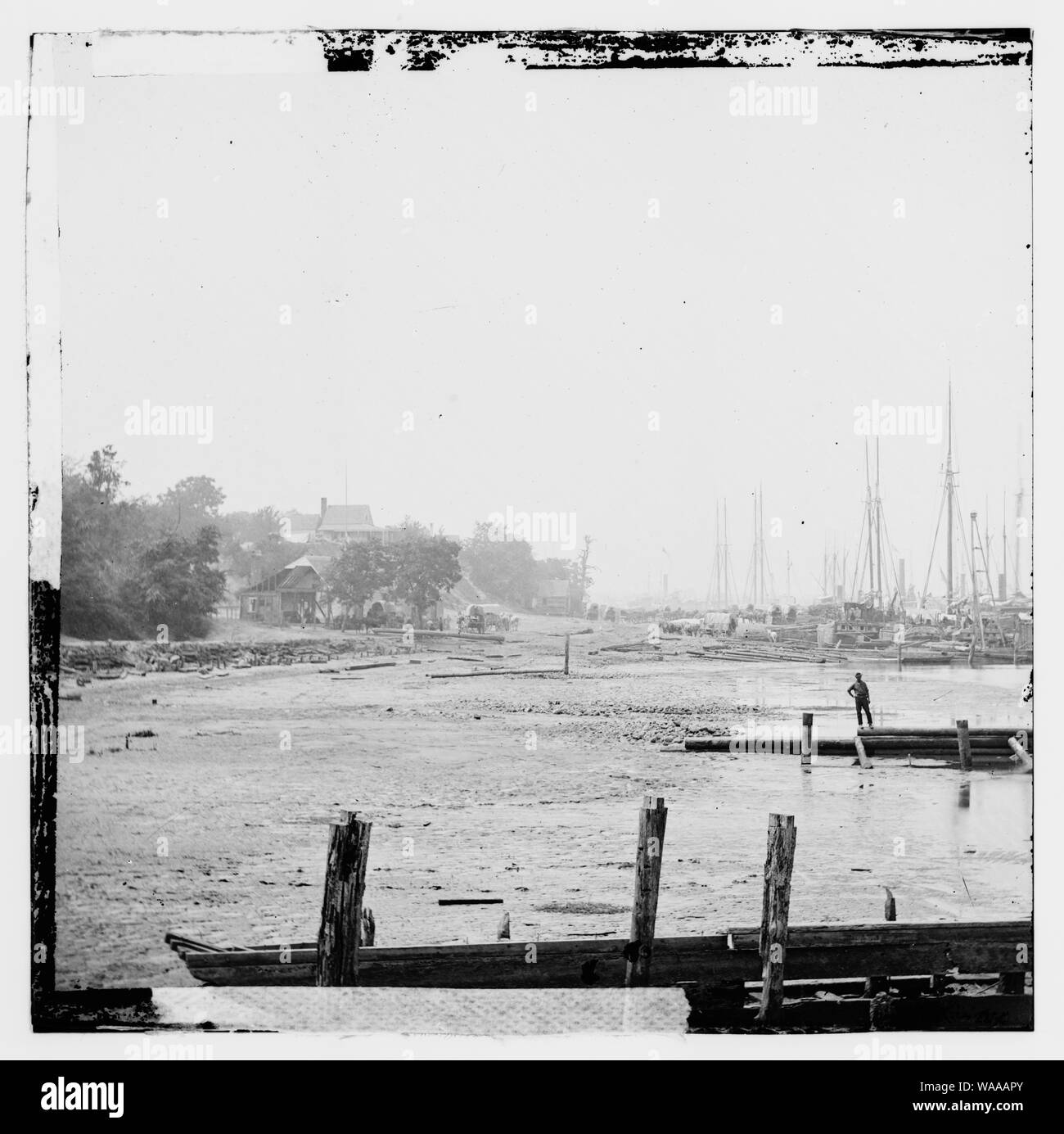 Distance city view Black and White Stock Photos & Images - Alamy