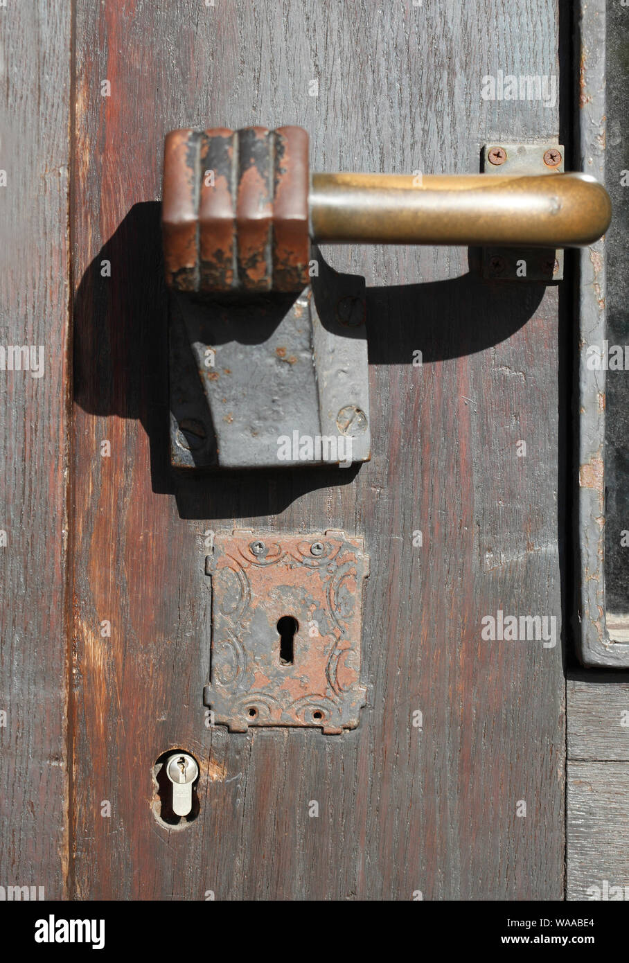 Old door latch at an old house, Bremen, Germany, Europe I Alte ...