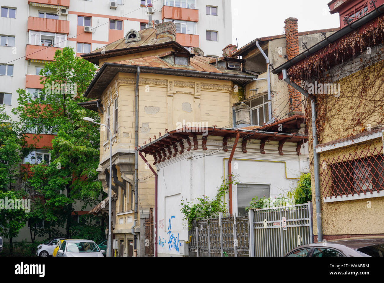 Neoclassical era buildings hi-res stock photography and images - Alamy