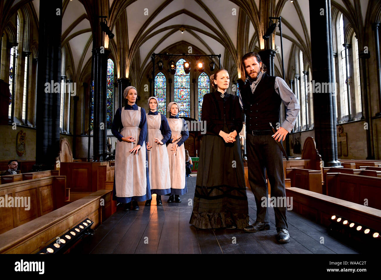 Showbiz macbeth hi-res stock photography and images - Alamy