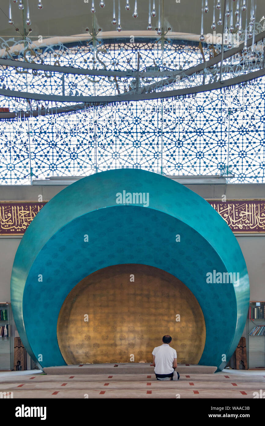 Sakirin cami hi-res stock photography and images - Alamy