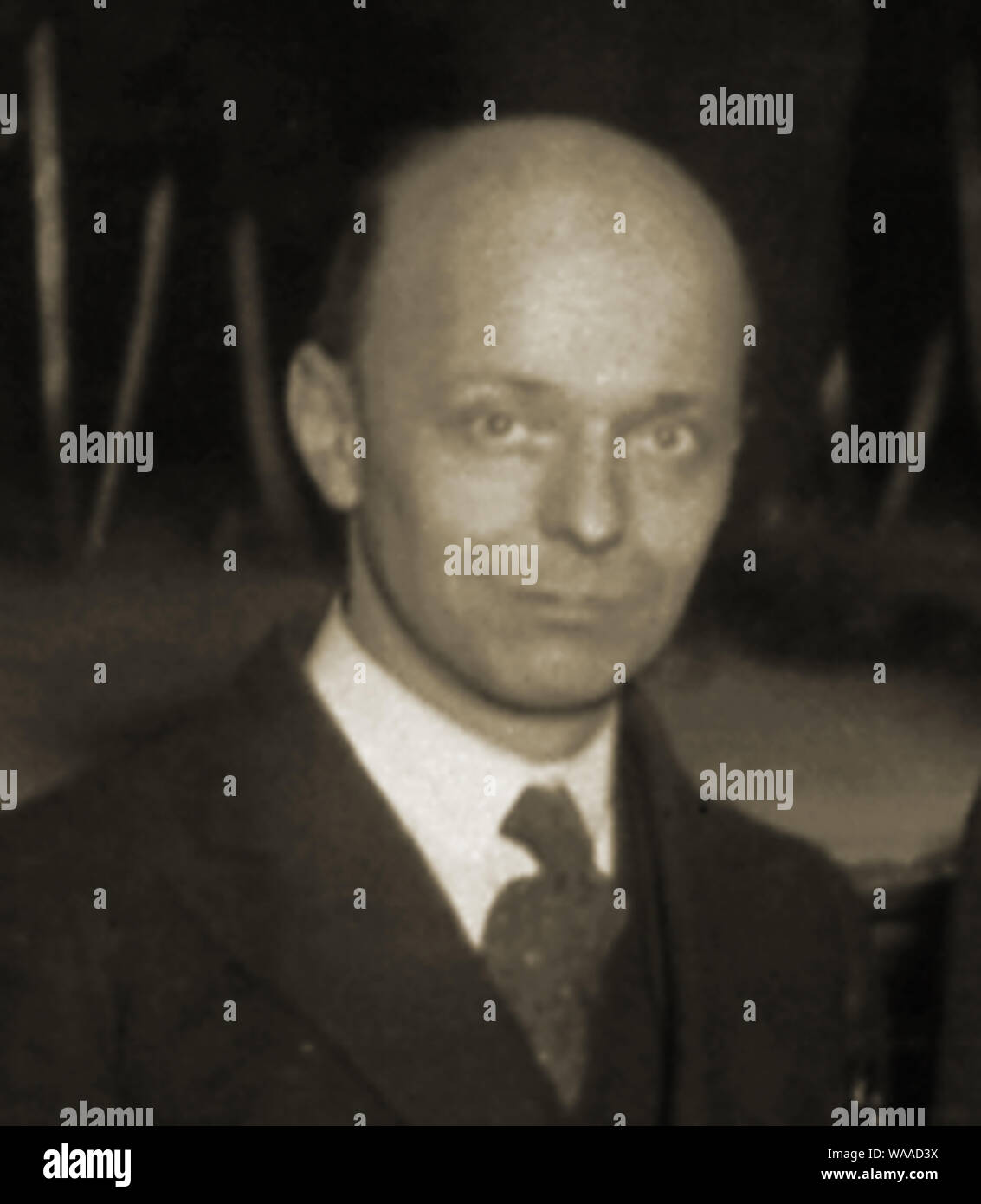 August Gus Claessens (1885-1954), American socialist politician and ...