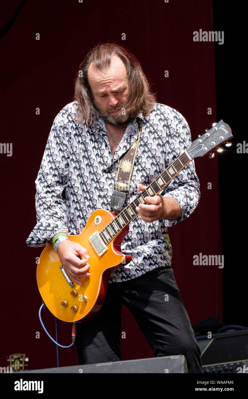 Peter bullick guitar hi-res stock photography and images - Alamy