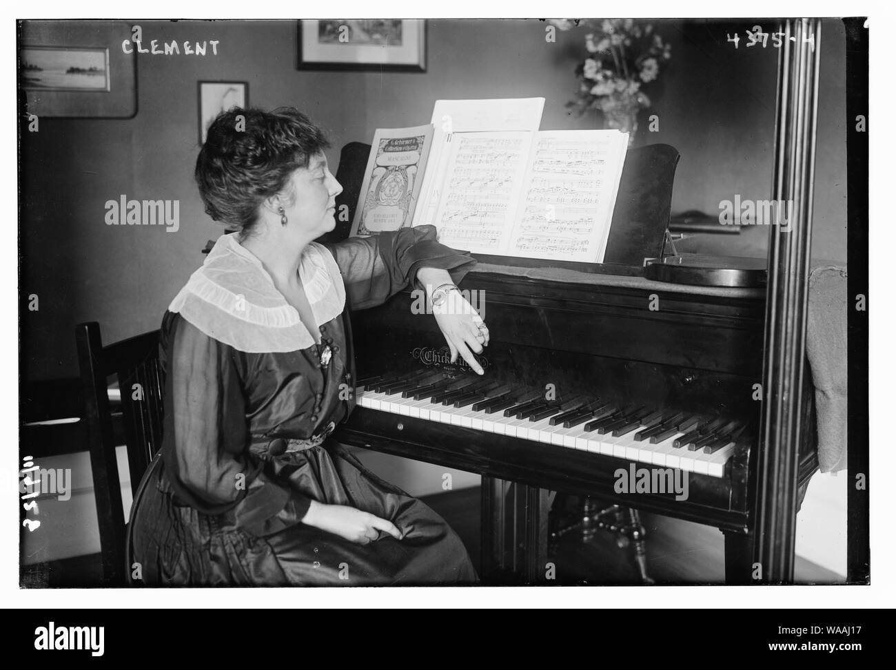 Sporting pioneers hi-res stock photography and images - Alamy