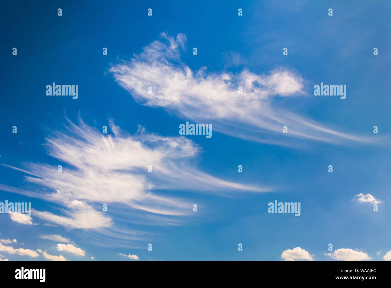 Picturesque scenic blue sky nobody hi-res stock photography and images ...