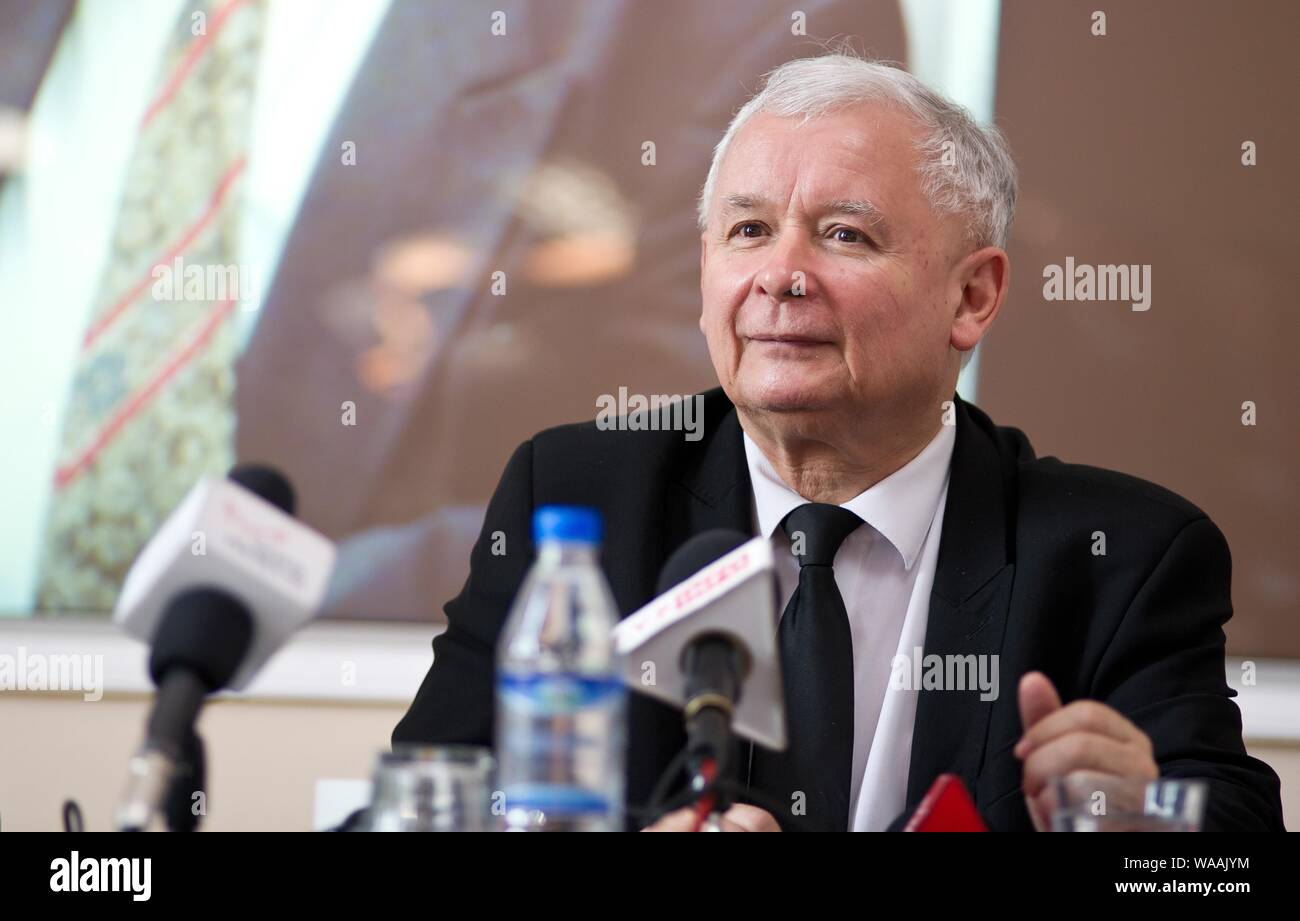 Jaroslaw kaczynskis hi-res stock photography and images - Alamy