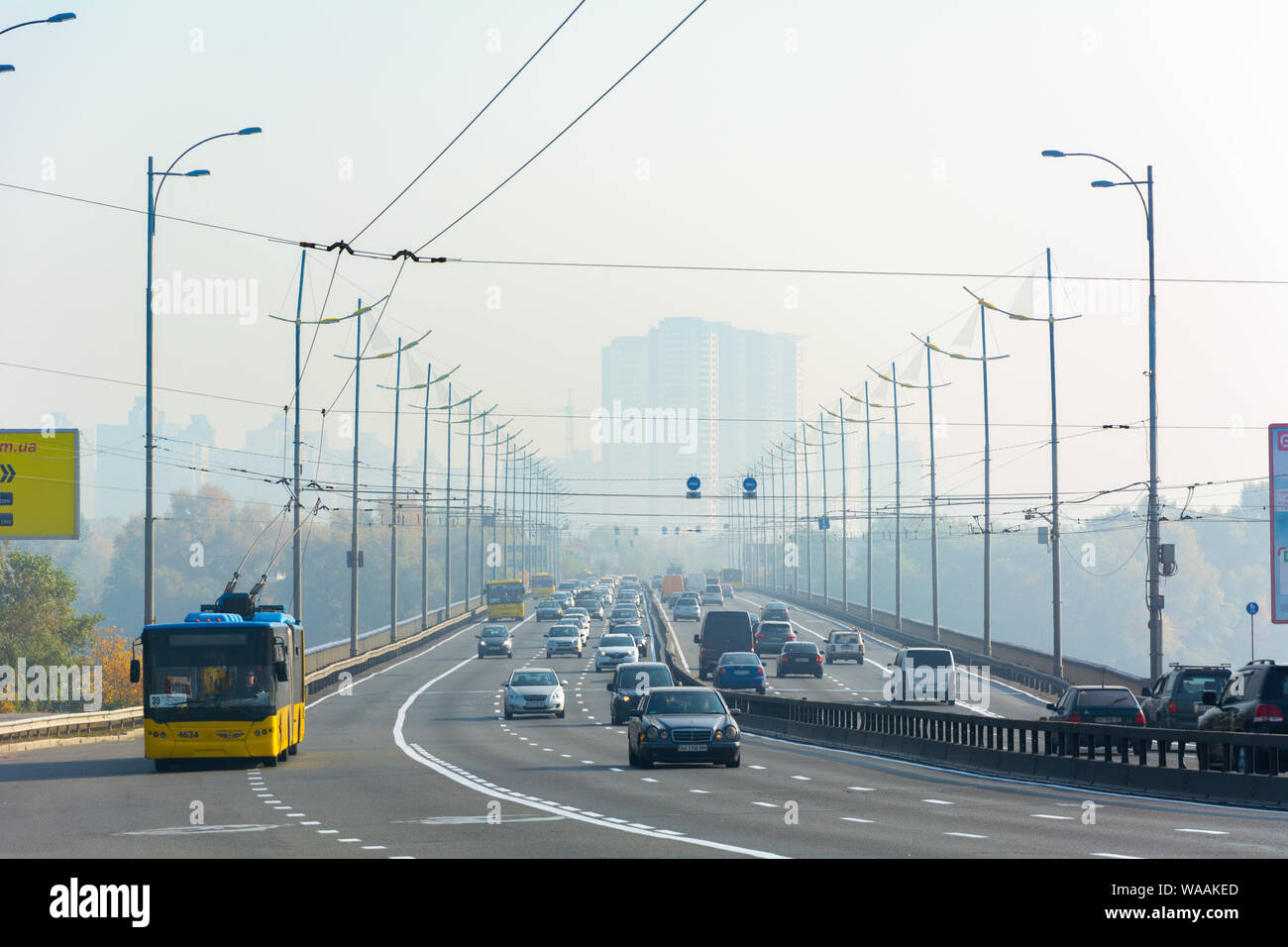 KIEV, UKRAINE - OCTOBER, 03, 2016: The bustling traffic on the avenue ...