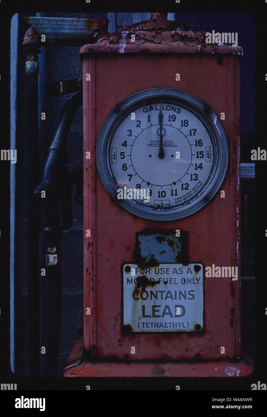 Clockface gas pumps hi-res stock photography and images - Alamy