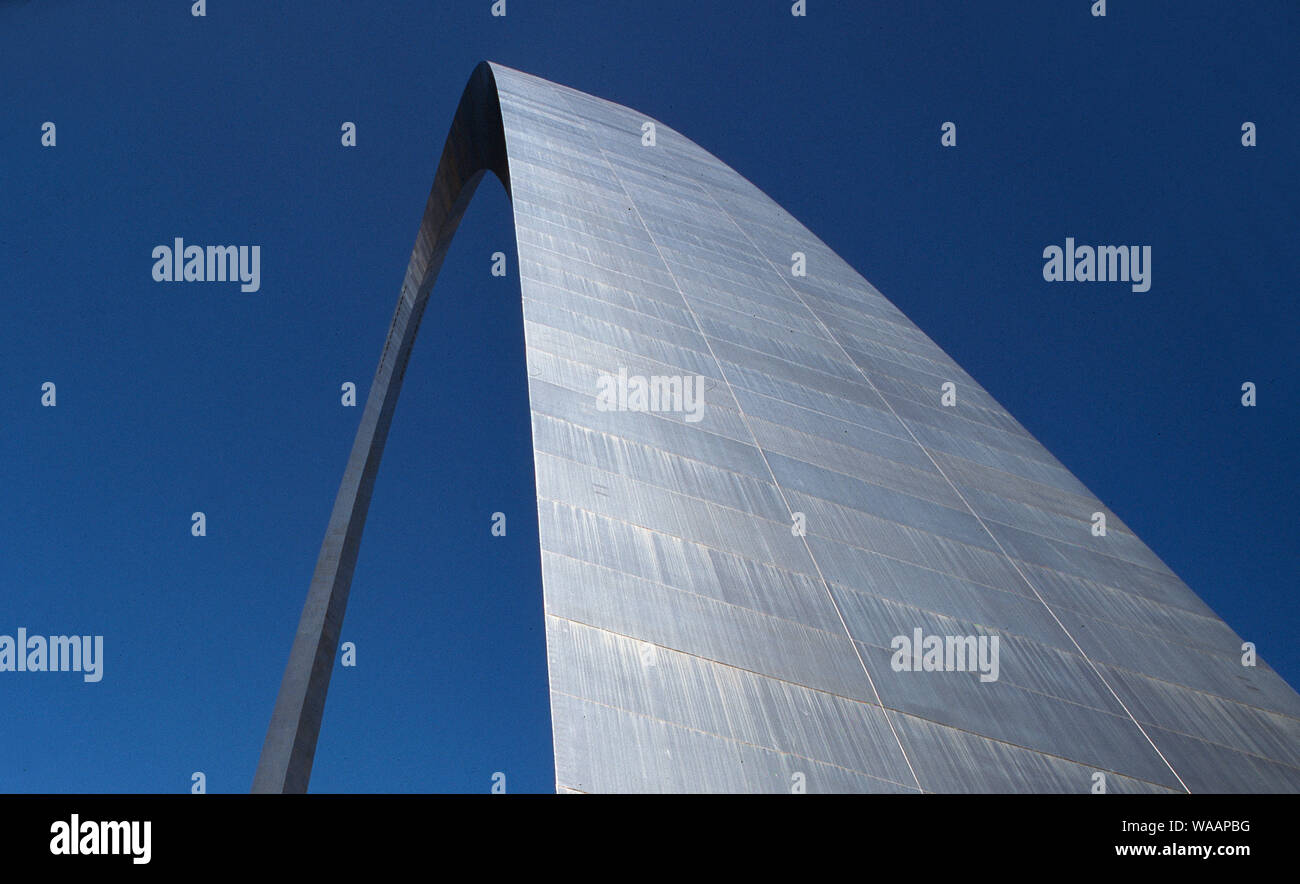 Gateway to the west arch hi-res stock photography and images - Alamy