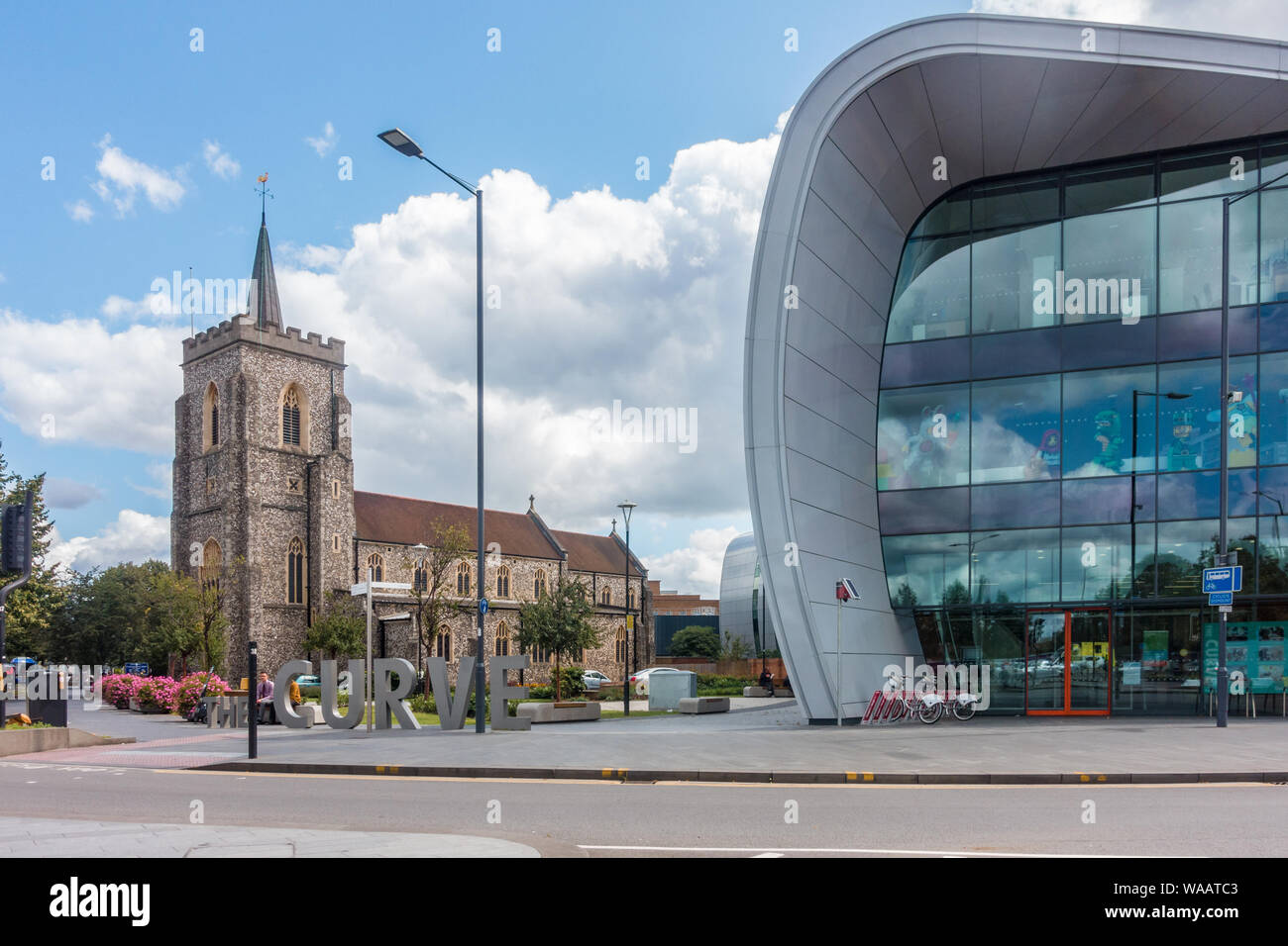 Juxtaposition in architecture hi-res stock photography and images - Alamy