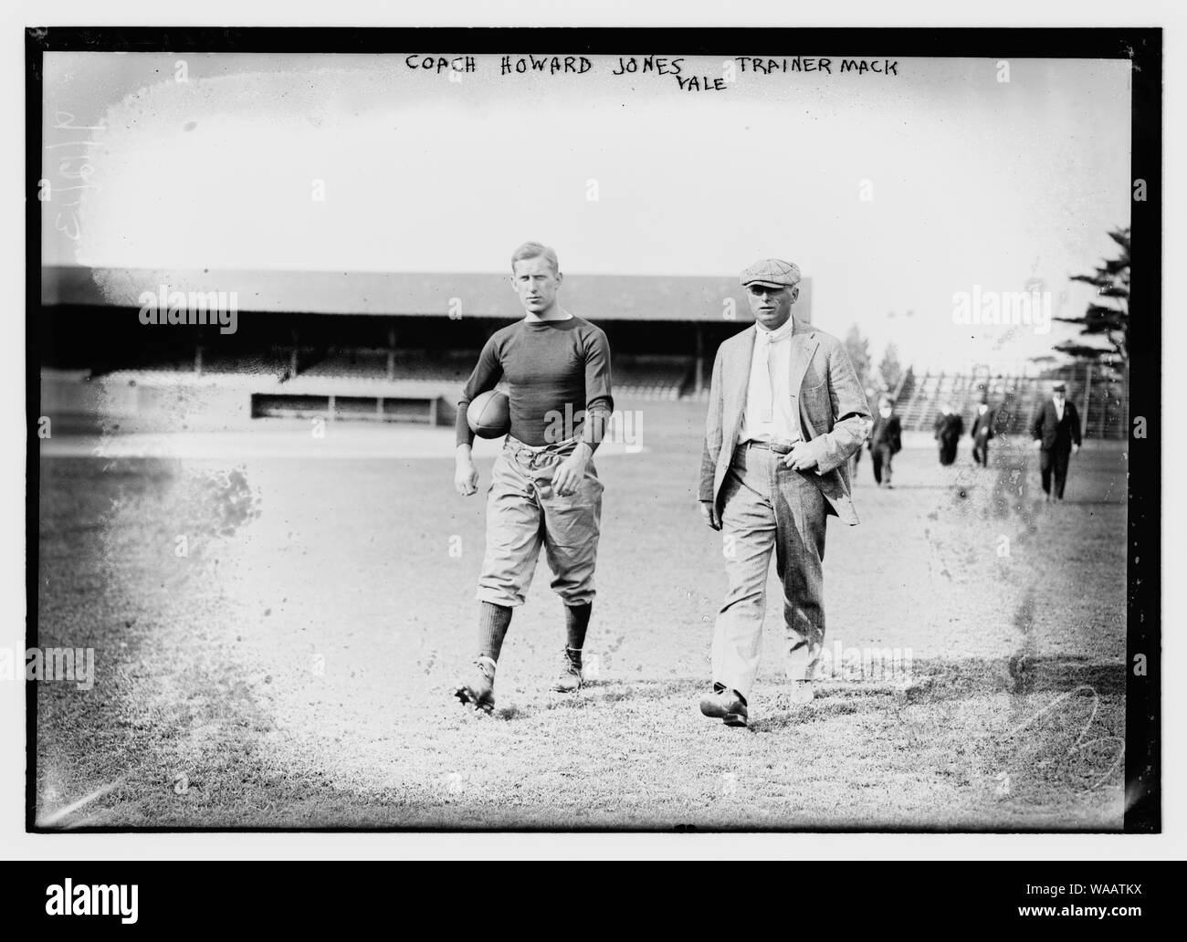 Coach Jones - Yale - Trainer Mack Stock Photo - Alamy