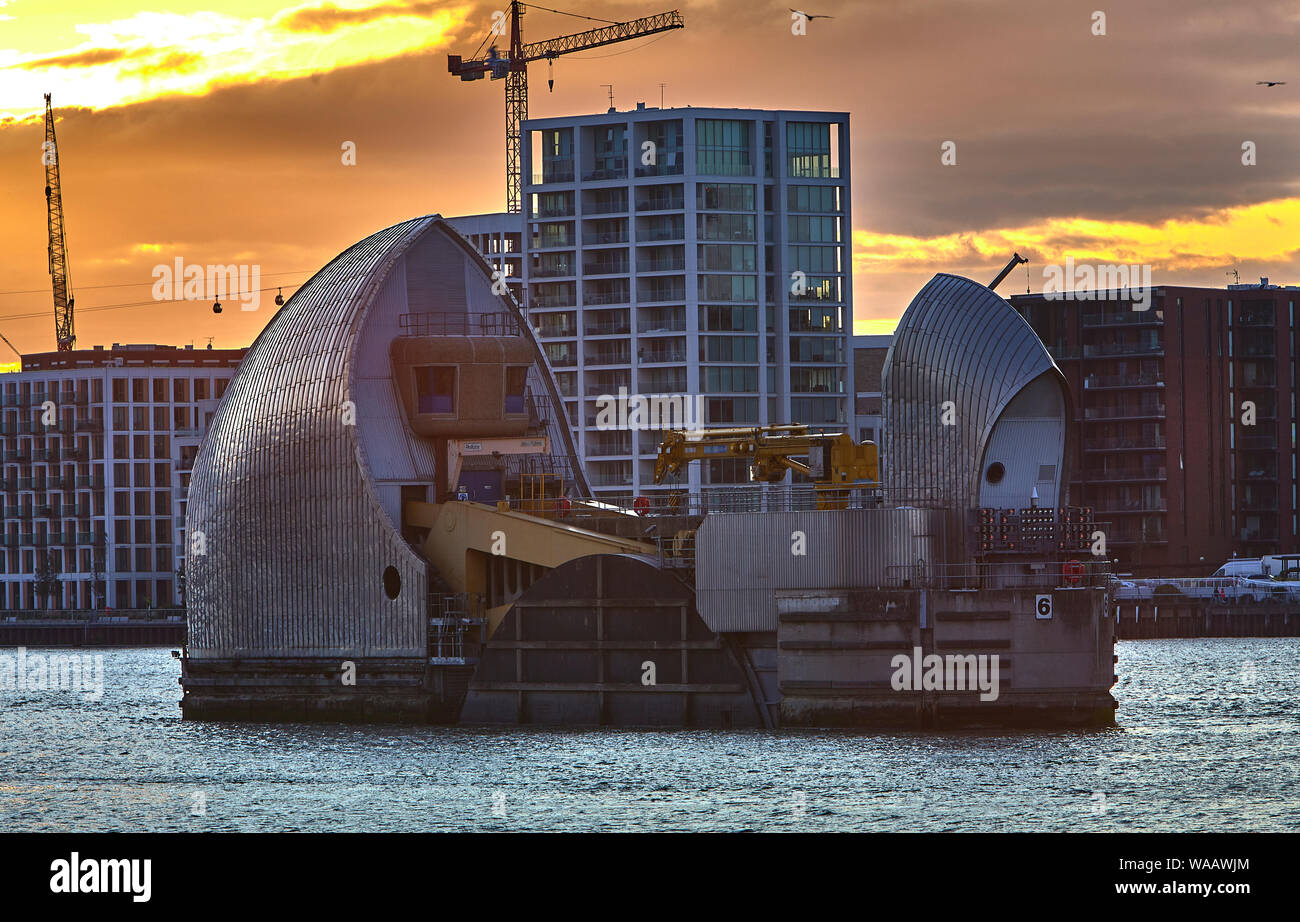 The Thames Barrier prevents the floodplain of most of Greater London ...