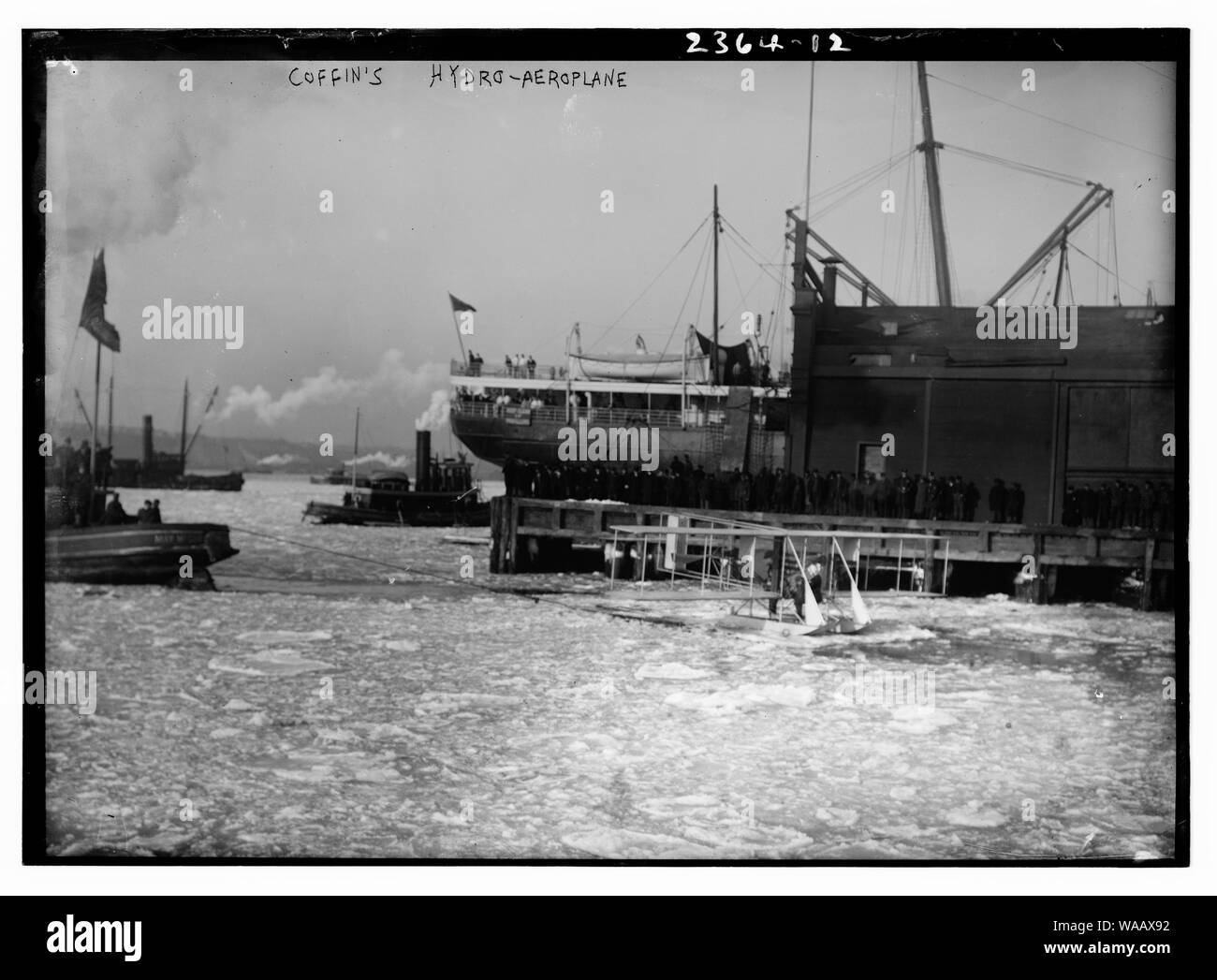 Hydro aircraft Black and White Stock Photos & Images - Alamy