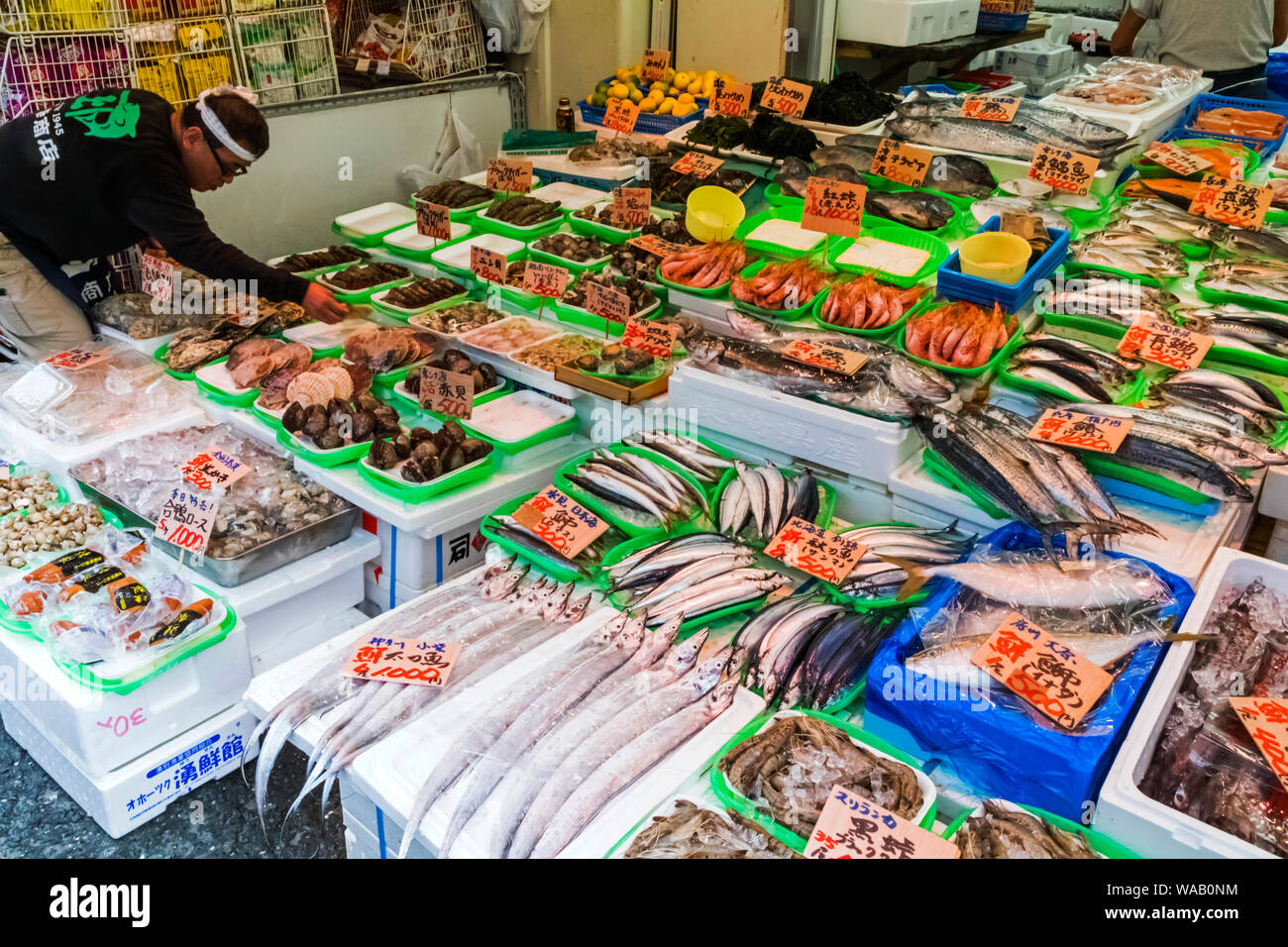 Japan, Honshu, Tokyo, Ueno, Ameyoko Shopping Street, Seafood Shop ...