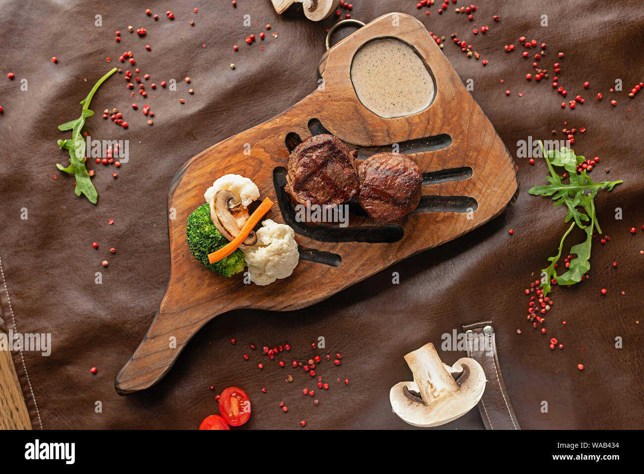 Beef sinew hi-res stock photography and images - Alamy