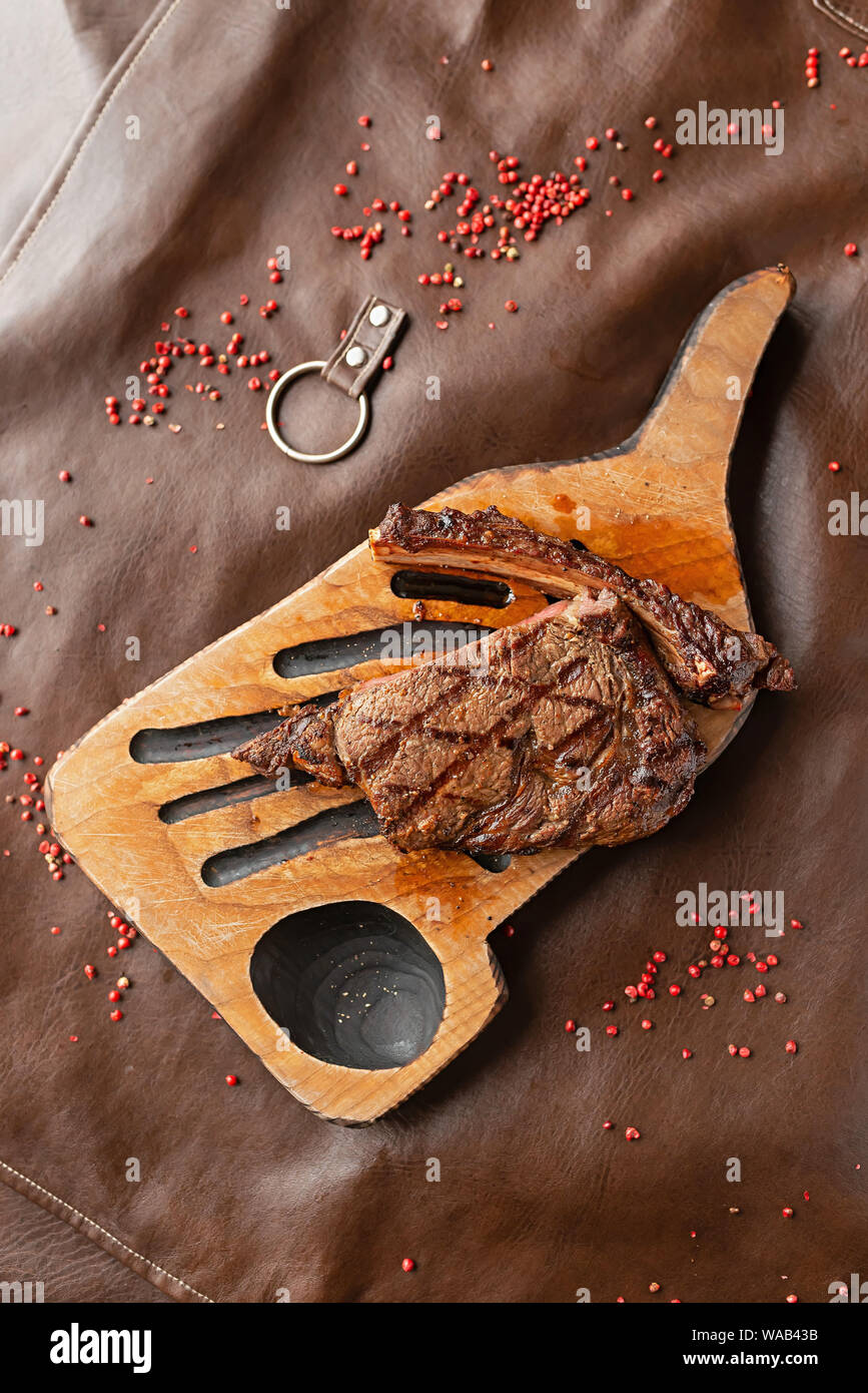 Beef sinew hi-res stock photography and images - Alamy