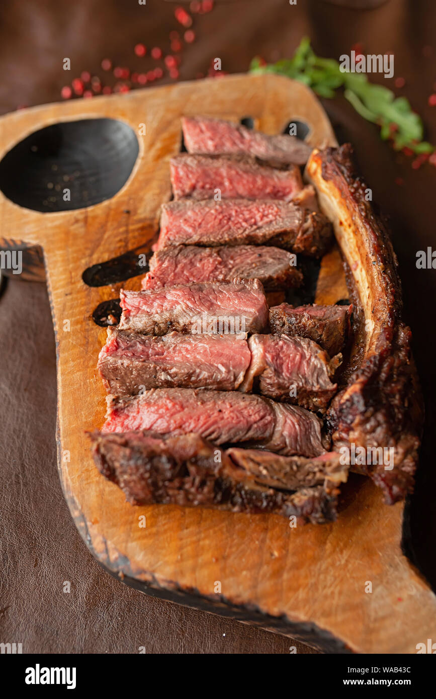 Beef sinew hi-res stock photography and images - Alamy