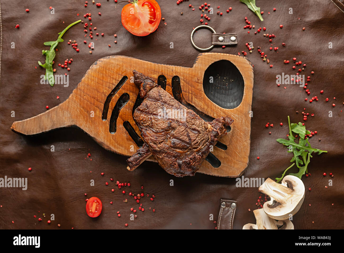 Beef sinew hi-res stock photography and images - Alamy