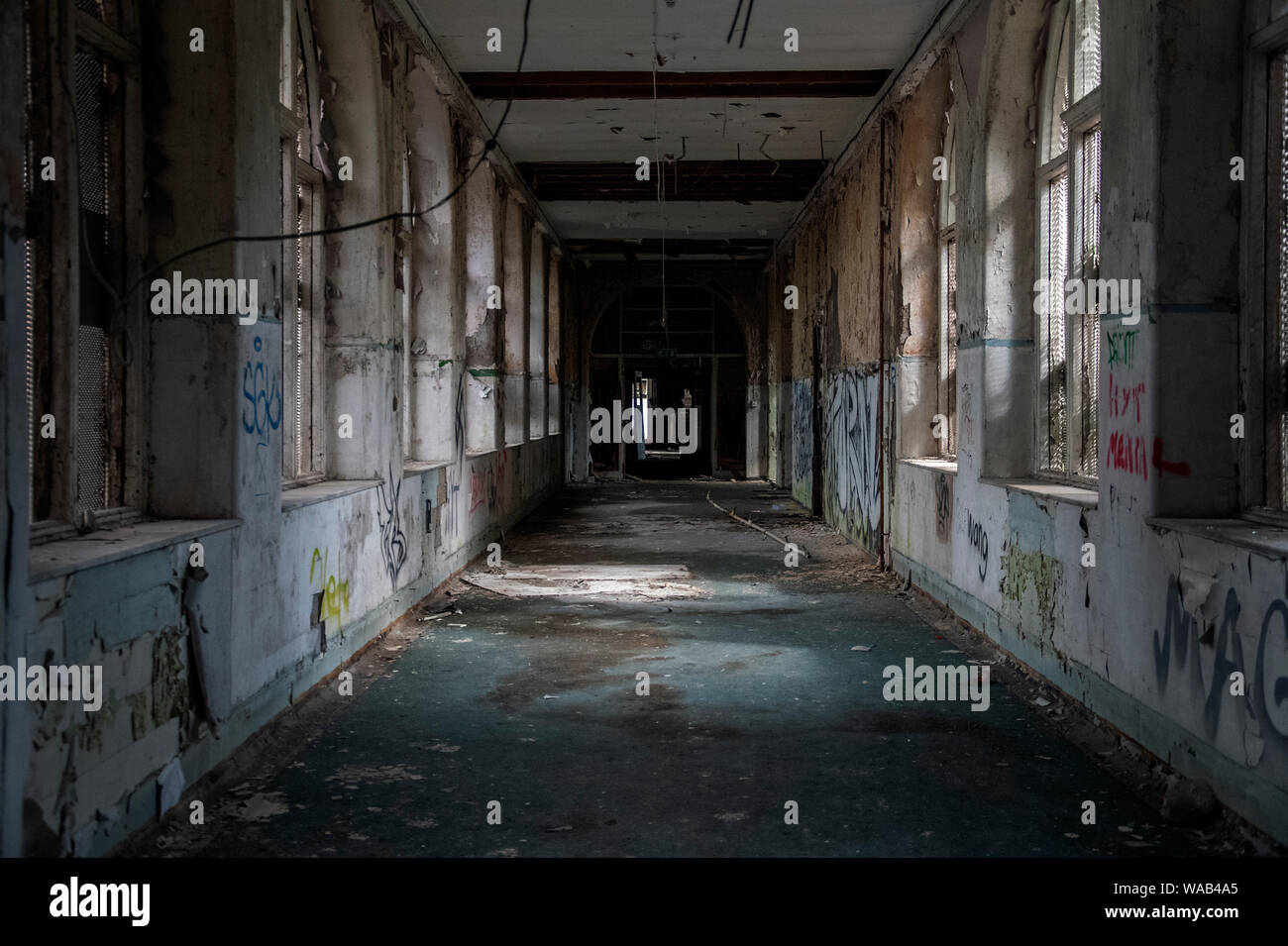 Paisley, Scotland, UK. 18th August 2019: Inside the former Royal ...
