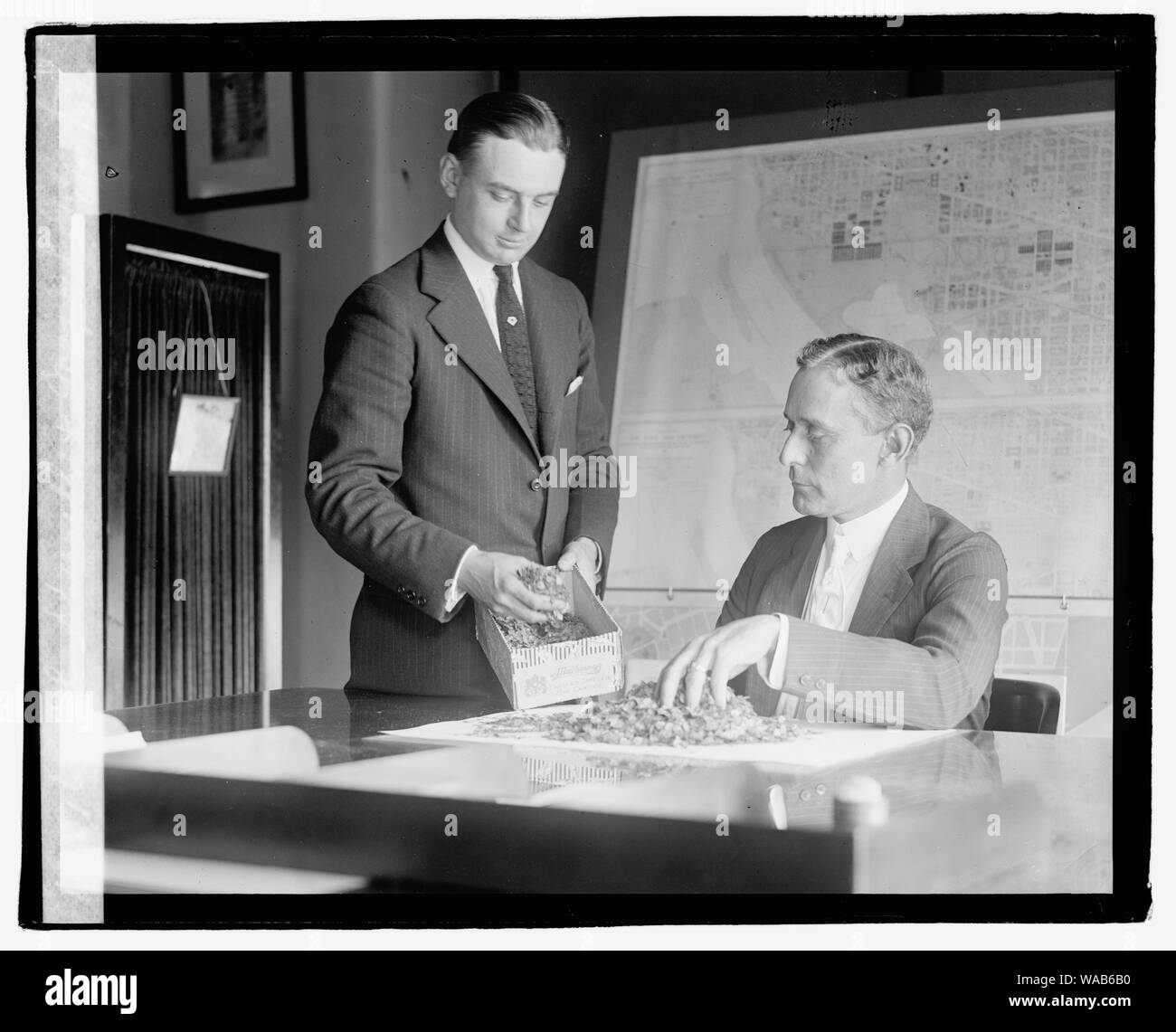 Col major Black and White Stock Photos & Images - Alamy