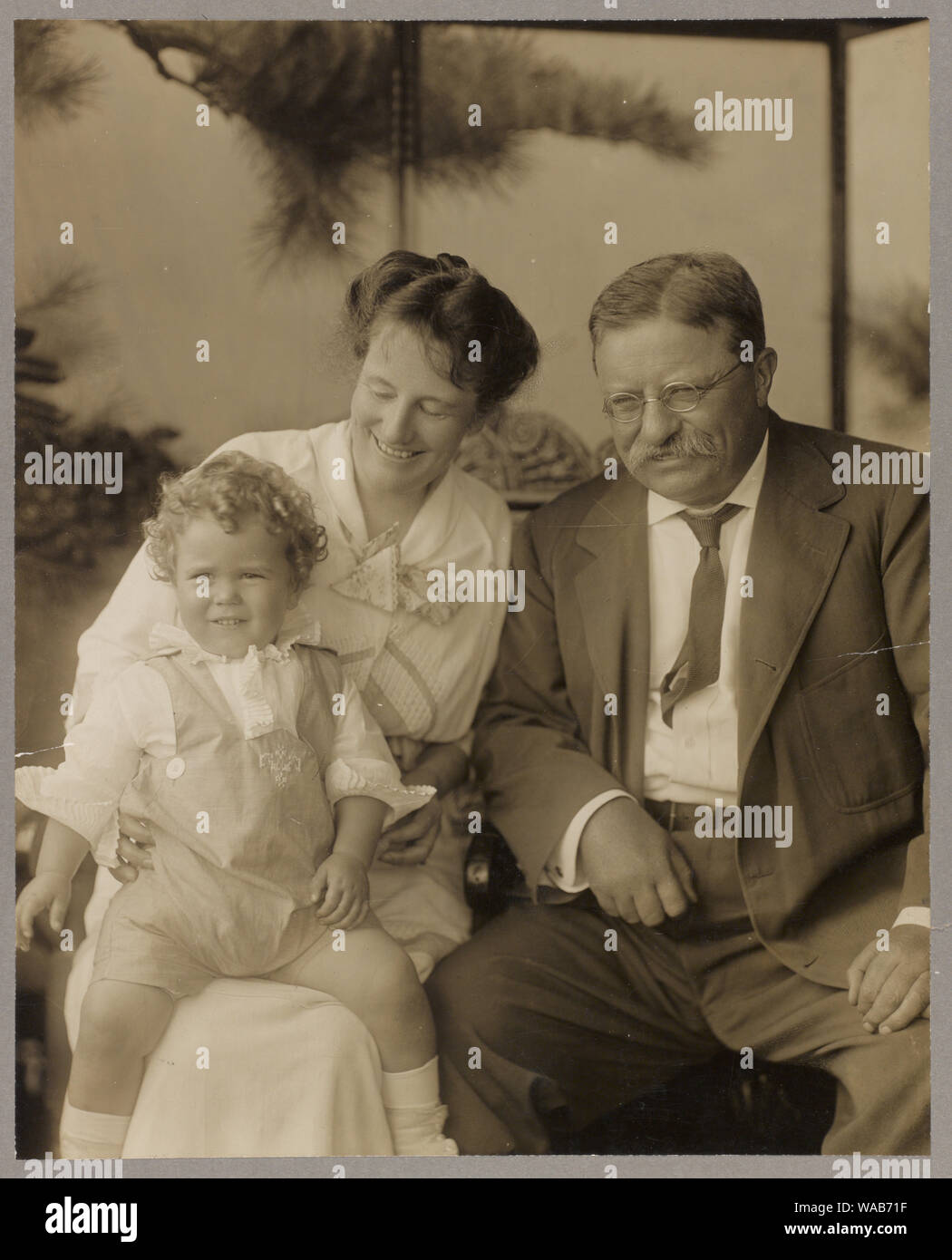 Col. Theodore Roosevelt, Mrs. Roosevelt, Richard Derby, son of Mrs ...