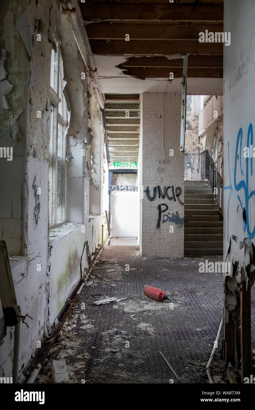 Paisley, Scotland, UK. 18th August 2019: Inside the former Royal ...