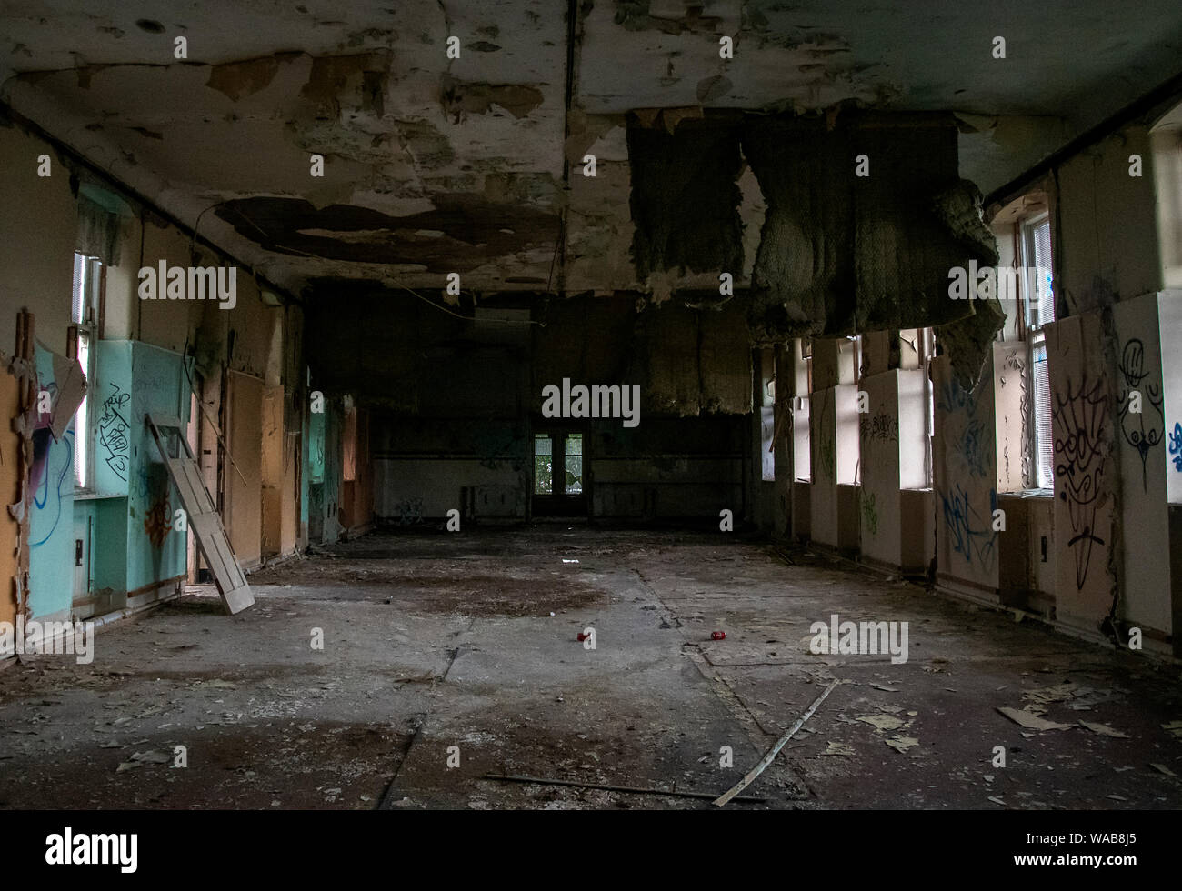 Royal Alexandra Hospital Paisley High Resolution Stock Photography and ...