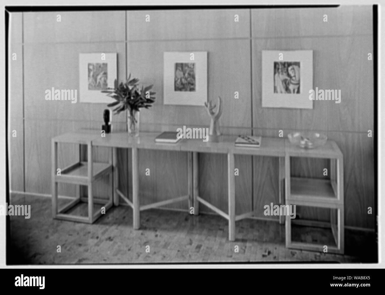 Colliers house hi-res stock photography and images - Alamy