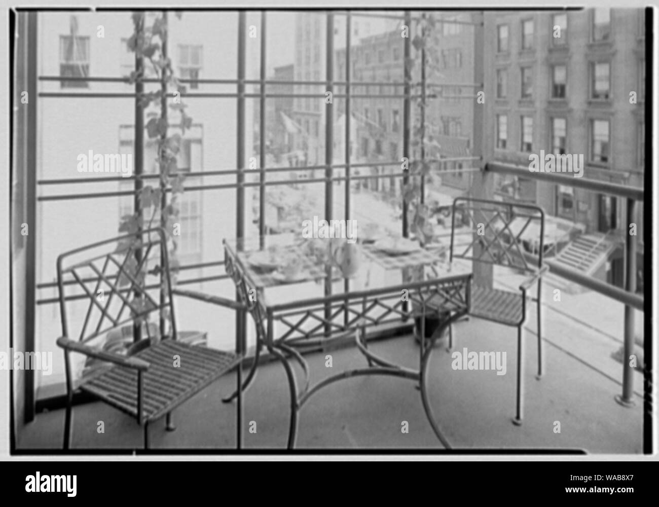 Colliers house hi-res stock photography and images - Alamy