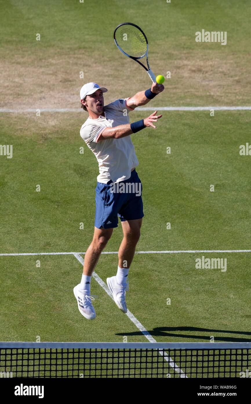 Overhead tennis shot hi-res stock photography and images - Alamy